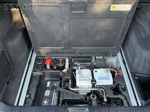 Black BMW X3 2008 in Riga, with an engine capacity of 2.00 L and mileage of 241 thousand km for 5750 €, photo 31 on AUTOMOTO.COM.LV