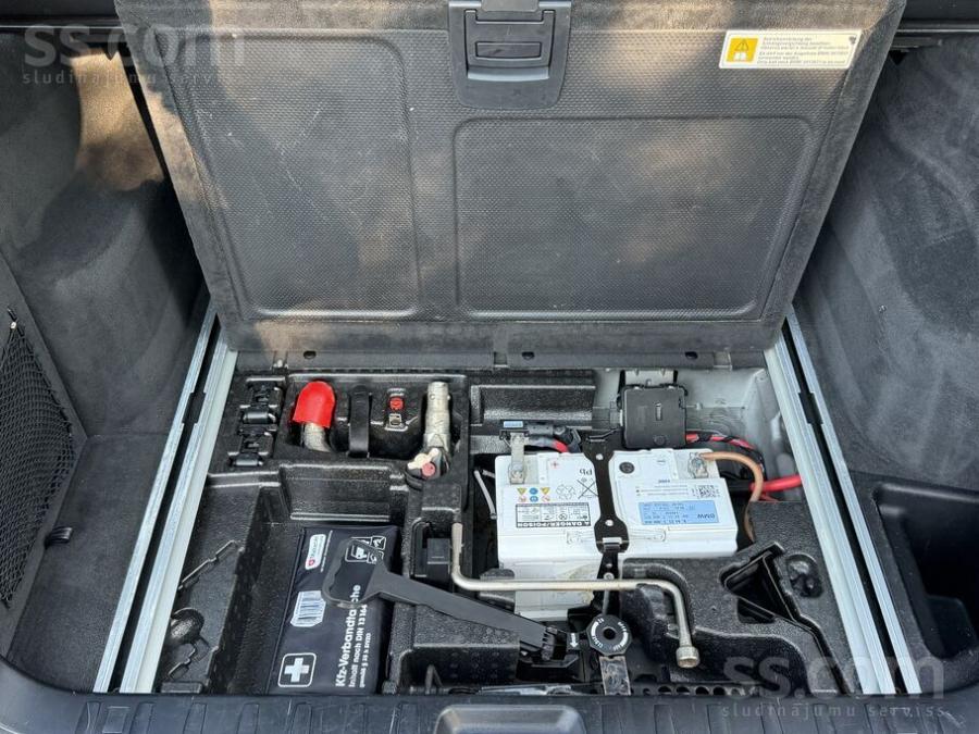 Black BMW X3 2008 in Riga, with an engine capacity of 2.00 L and mileage of 241 thousand km for 5750 €, photo 31 on AUTOMOTO.COM.LV