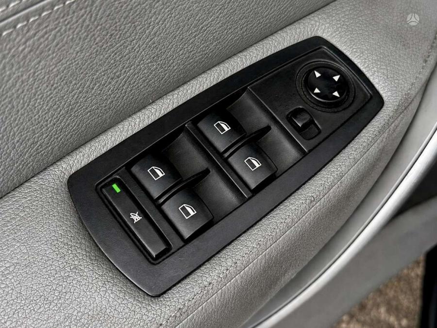 Черный БМВ Х3 2008 в Каунас, объемом двигателя 2.99 л и пробегом 314 тыс. км за 5000 €, фото 10 на AUTOMOTO.COM.LV