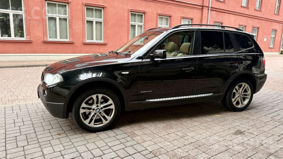 Black BMW X3 2008 in Ventspils, with an engine capacity of 2.00 L and mileage of 235 thousand km for 5250 €, photo 1 on AUTOMOTO.COM.LV