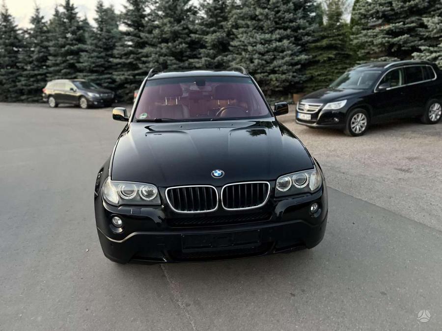 Black BMW X3 2008 in Utena, with an engine capacity of 2.00 L and mileage of 240 thousand km for 5100 €, photo 3 on AUTOMOTO.COM.LV