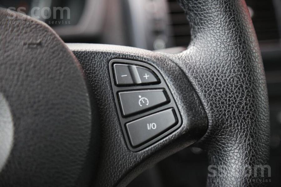 Black BMW X3 2008 in Riga, with an engine capacity of 3.00 L and mileage of 264 thousand km for 5995 €, photo 17 on AUTOMOTO.COM.LV