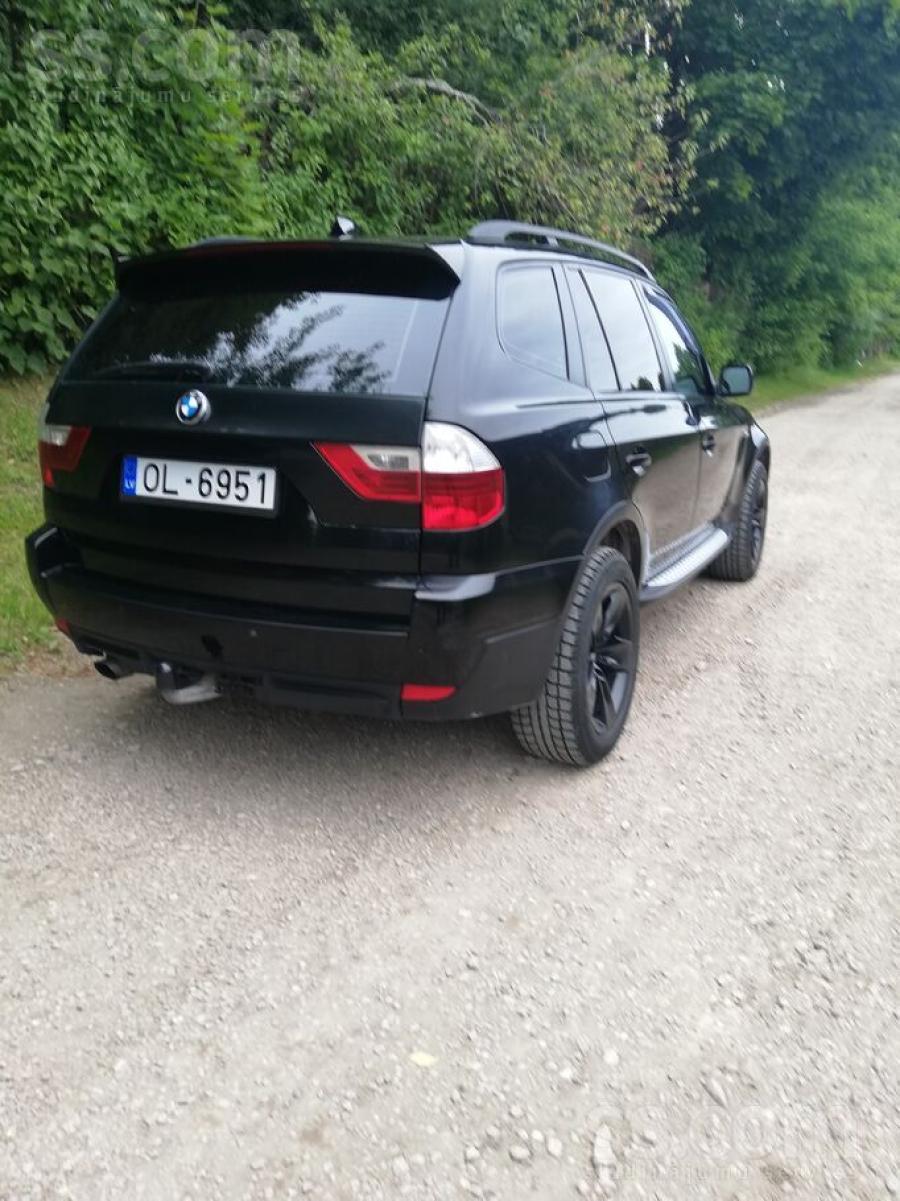 Black BMW X3 2008 in Riga, with an engine capacity of 2.00 L and mileage of 285 thousand km for 4300 €, photo 4 on AUTOMOTO.COM.LV
