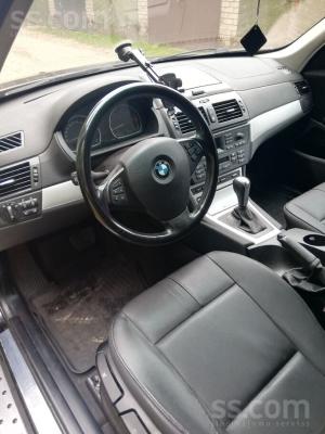 Black BMW X3 2008 in Riga, with an engine capacity of 2.00 L and mileage of 285 thousand km for 4300 €, photo 5 on AUTOMOTO.COM.LV
