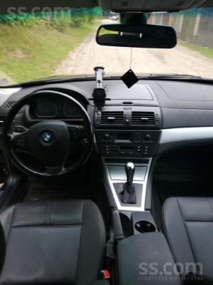 Black BMW X3 2008 in Riga, with an engine capacity of 2.00 L and mileage of 285 thousand km for 4300 €, photo 7 on AUTOMOTO.COM.LV