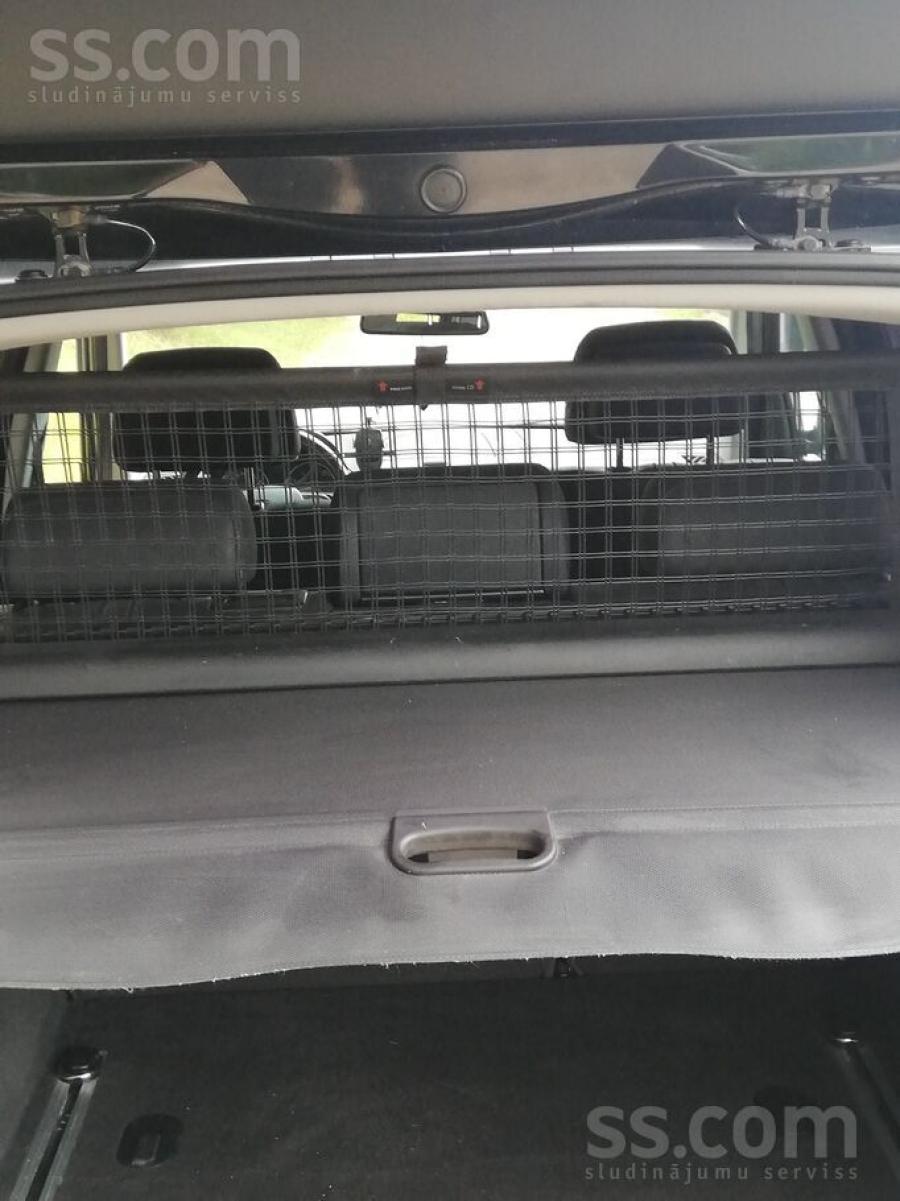 Black BMW X3 2008 in Riga, with an engine capacity of 2.00 L and mileage of 285 thousand km for 4300 €, photo 14 on AUTOMOTO.COM.LV