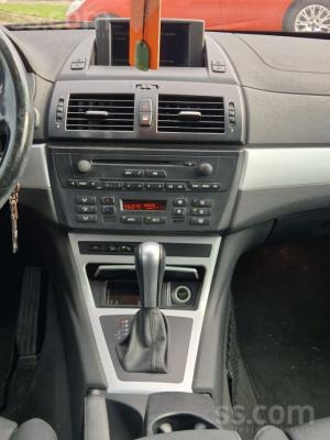Black BMW X3 2008 in Riga, with an engine capacity of 2.00 L and mileage of 403 thousand km for 3590 €, photo 13 on AUTOMOTO.COM.LV