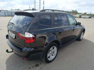 Melns BMW X3 2008 Panevēža, ar dzinēja tilpumu 2.00 L un nobraukumu 320 tūkst. km par 4400 €, foto 4 vietnē AUTOMOTO.COM.LV