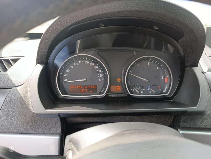 Melns BMW X3 2008 Panevēža, ar dzinēja tilpumu 2.00 L un nobraukumu 320 tūkst. km par 4400 €, foto 13 vietnē AUTOMOTO.COM.LV