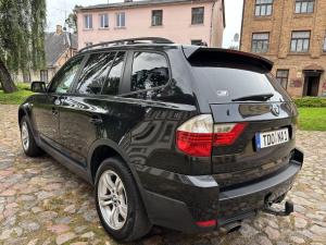 Черный БМВ Х3 2008 в Бауска, объемом двигателя 2.00 л и пробегом 328 тыс. км за 4990 €, фото 4 на AUTOMOTO.COM.LV