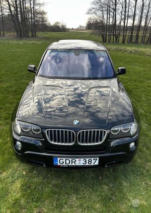 Black BMW X3 2008 in Alytus, with an engine capacity of 2.00 L and mileage of 300 thousand km for 6150 €, photo 3 on AUTOMOTO.COM.LV