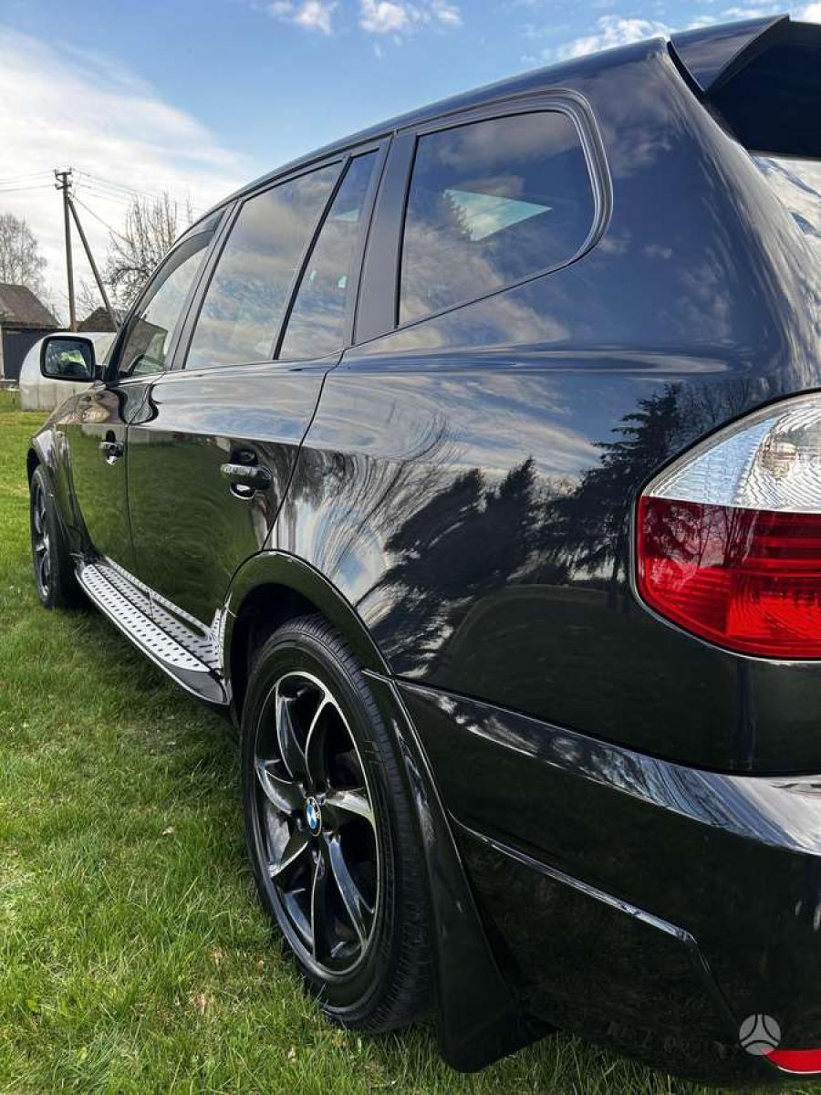 Black BMW X3 2008 in Alytus, with an engine capacity of 2.00 L and mileage of 300 thousand km for 6150 €, photo 8 on AUTOMOTO.COM.LV