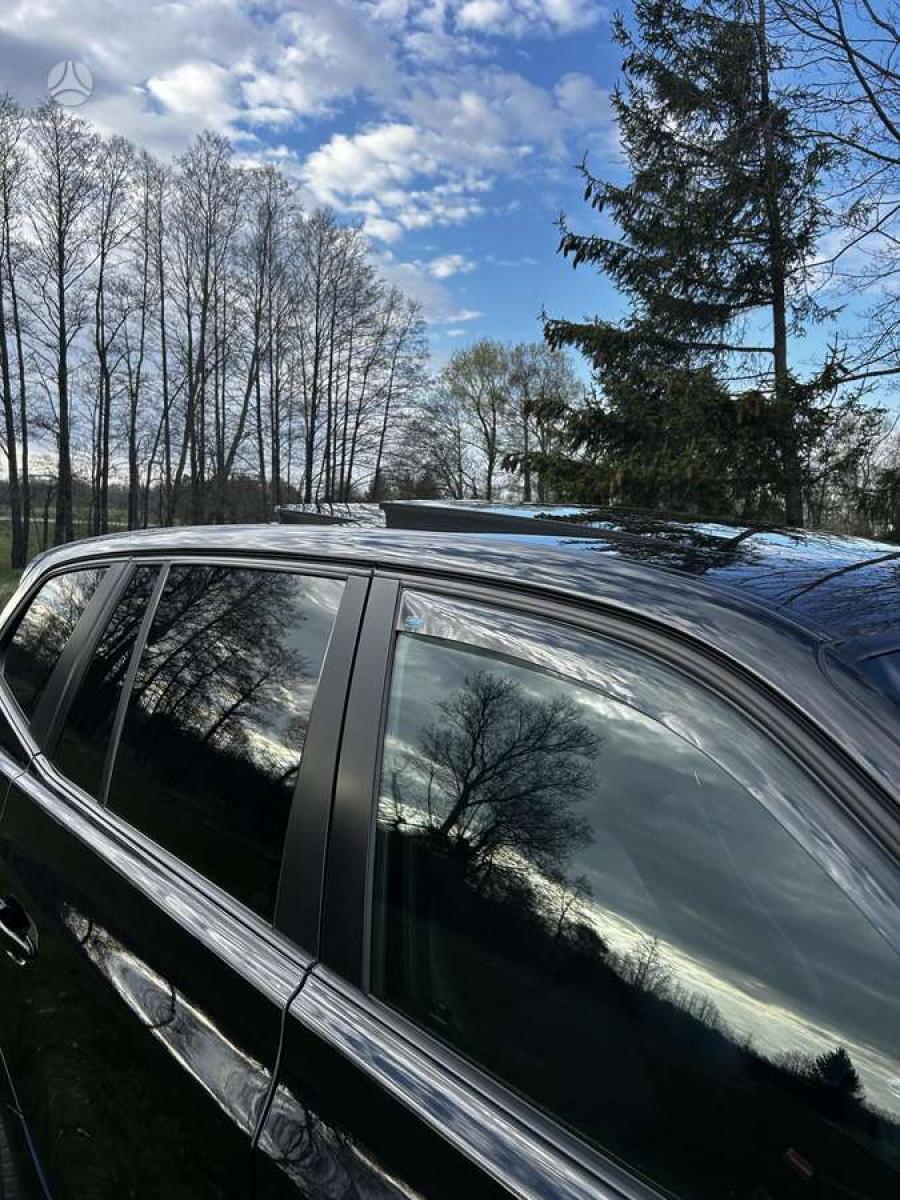 Black BMW X3 2008 in Alytus, with an engine capacity of 2.00 L and mileage of 300 thousand km for 6150 €, photo 9 on AUTOMOTO.COM.LV