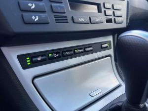 Black BMW X3 2008 in Alytus, with an engine capacity of 2.00 L and mileage of 300 thousand km for 6150 €, photo 21 on AUTOMOTO.COM.LV