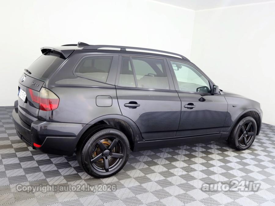 Black BMW X3 2008 in Tallinn, with an engine capacity of 2.00 L and mileage of 357 thousand km for 3499 €, photo 4 on AUTOMOTO.COM.LV