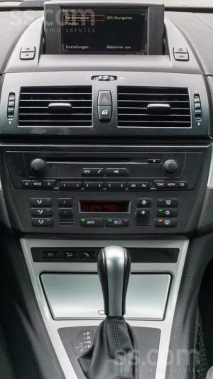 Black BMW X3 2008 in Riga, with an engine capacity of 2.00 L and mileage of 403 thousand km for 3590 €, photo 14 on AUTOMOTO.COM.LV