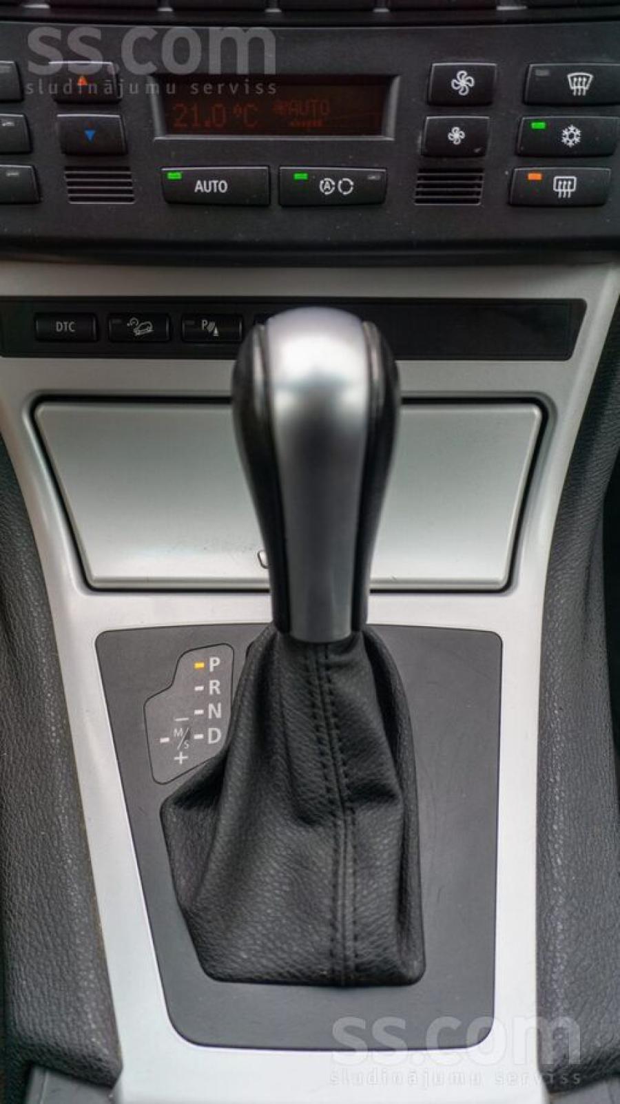 Black BMW X3 2008 in Riga, with an engine capacity of 2.00 L and mileage of 403 thousand km for 3590 €, photo 17 on AUTOMOTO.COM.LV