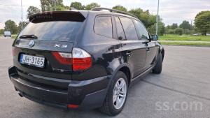 Black BMW X3 2008 in Riga, with an engine capacity of 2.00 L and mileage of 336 thousand km for 4000 €, photo 4 on AUTOMOTO.COM.LV