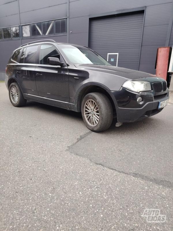 BMW X3 2008 in Vilnius on AUTOMOTO.COM.LV Black BMW X3 2008 in Vilnius, with an engine capacity of 2.00 L and mileage of 252 thousand km for 5300 €, photo 1 on AUTOMOTO.COM.LV
