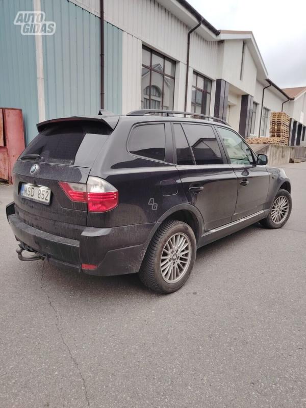 BMW X3 2008 in Vilnius on AUTOMOTO.COM.LV Black BMW X3 2008 in Vilnius, with an engine capacity of 2.00 L and mileage of 252 thousand km for 5300 €, photo 6 on AUTOMOTO.COM.LV