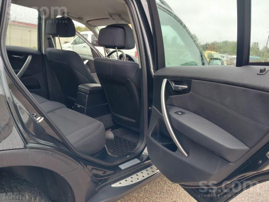 Melns BMW X3 2008 Rēzekne, ar dzinēja tilpumu 2.00 L un nobraukumu 0 tūkst. km par 4250 €, foto 11 vietnē AUTOMOTO.COM.LV