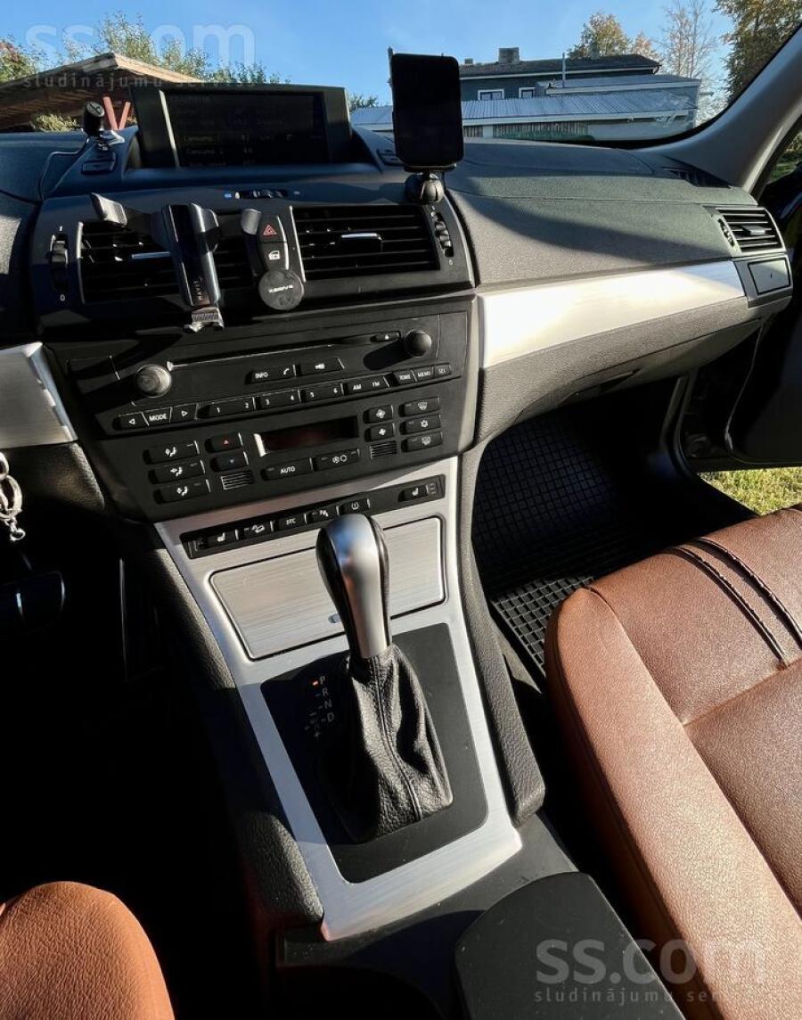 Melns BMW X3 2008 Balvi, ar dzinēja tilpumu 3.00 L un nobraukumu 276 tūkst. km par 6999 €, foto 12 vietnē AUTOMOTO.COM.LV