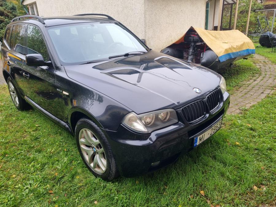 Black BMW X3 2008 in Riga, with an engine capacity of 2.00 L and mileage of 285 thousand km for 5300 €, photo 4 on AUTOMOTO.COM.LV