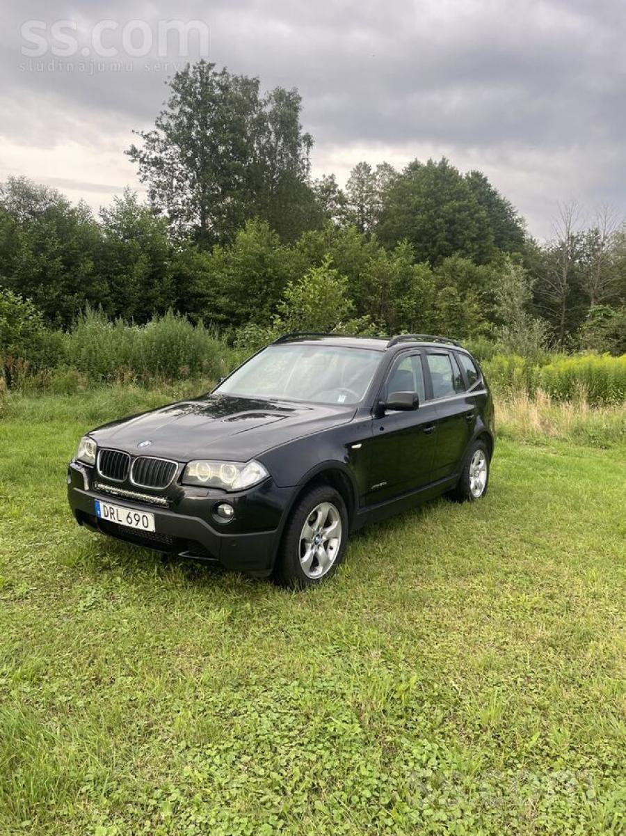 Black BMW X3 2009 in Riga, with an engine capacity of 2.00 L and mileage of 242 thousand km for 4400 €, photo 1 on AUTOMOTO.COM.LV
