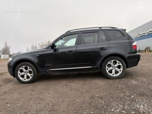 Melns BMW X3 2009 Daugavpils, ar dzinēja tilpumu 2.00 L un nobraukumu 267 tūkst. km par 5650 €, foto 2 vietnē AUTOMOTO.COM.LV
