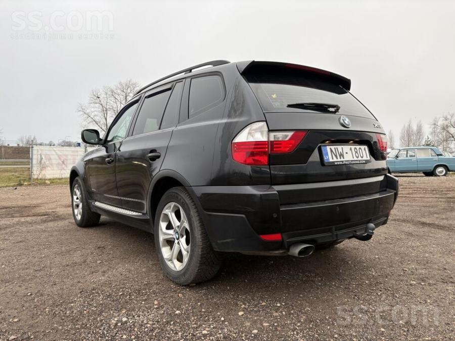 Melns BMW X3 2009 Daugavpils, ar dzinēja tilpumu 2.00 L un nobraukumu 267 tūkst. km par 5650 €, foto 3 vietnē AUTOMOTO.COM.LV