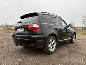 Melns BMW X3 2009 Daugavpils, ar dzinēja tilpumu 2.00 L un nobraukumu 267 tūkst. km par 5650 €, foto 5 vietnē AUTOMOTO.COM.LV