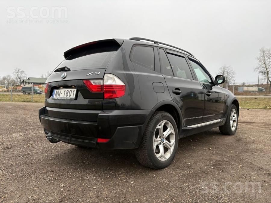 Melns BMW X3 2009 Daugavpils, ar dzinēja tilpumu 2.00 L un nobraukumu 267 tūkst. km par 5650 €, foto 5 vietnē AUTOMOTO.COM.LV