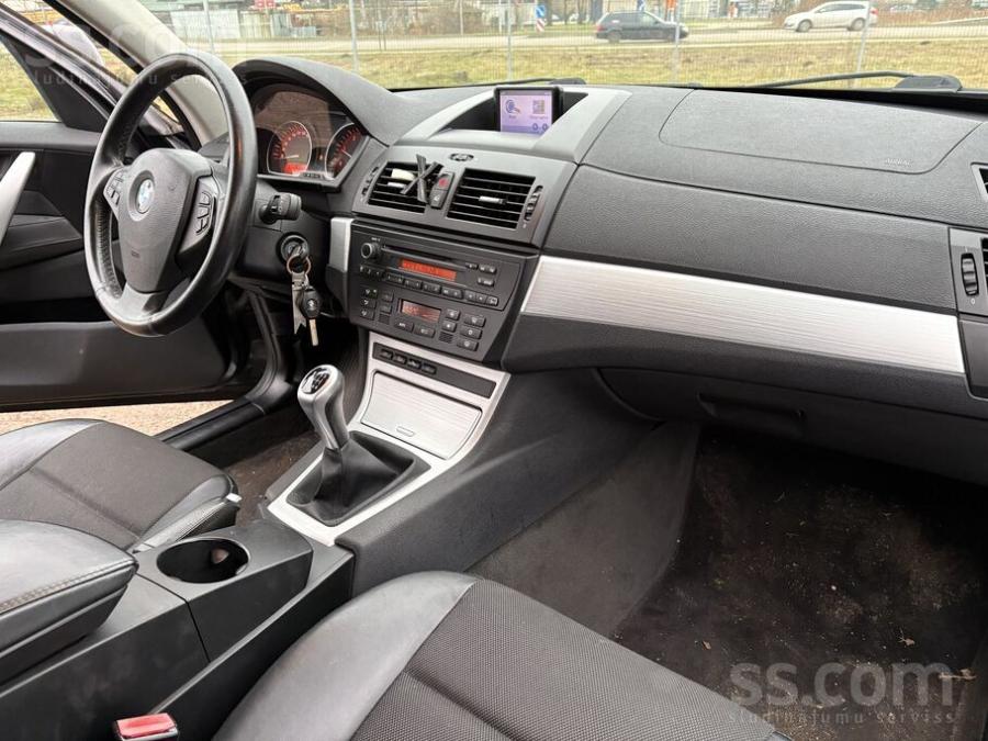 Melns BMW X3 2009 Daugavpils, ar dzinēja tilpumu 2.00 L un nobraukumu 267 tūkst. km par 5650 €, foto 23 vietnē AUTOMOTO.COM.LV