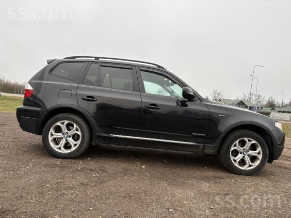 Black BMW X3 2009 in Daugavpils, with an engine capacity of 2.00 L and mileage of 267 thousand km for 5650 €, photo 6 on AUTOMOTO.COM.LV