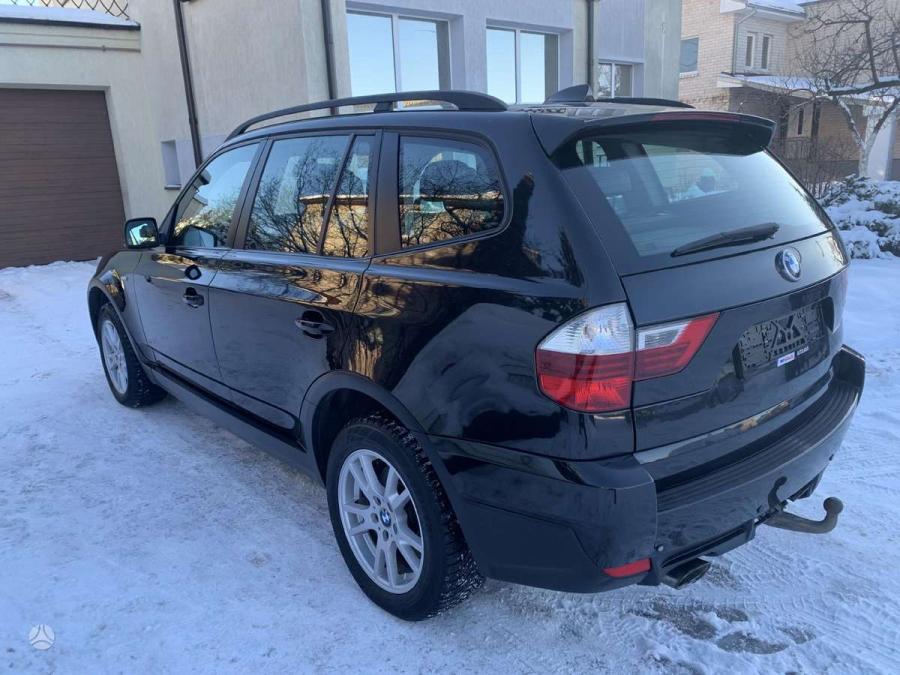 Black BMW X3 2009 in Ukmerge, with an engine capacity of 2.00 L and mileage of 345 thousand km for 4950 €, photo 8 on AUTOMOTO.COM.LV