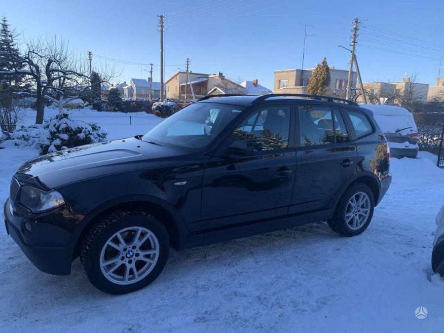 Black BMW X3 2009 in Ukmerge, with an engine capacity of 2.00 L and mileage of 345 thousand km for 4950 €, photo 9 on AUTOMOTO.COM.LV