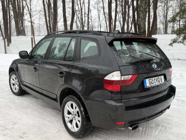 Black BMW X3 2009 in Prienai, with an engine capacity of 2.00 L and mileage of 319 thousand km for 4850 €, photo 4 on AUTOMOTO.COM.LV