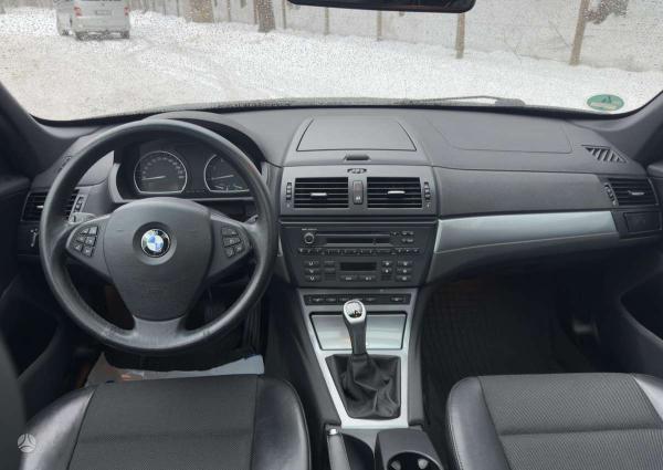 Black BMW X3 2009 in Prienai, with an engine capacity of 2.00 L and mileage of 319 thousand km for 4850 €, photo 10 on AUTOMOTO.COM.LV