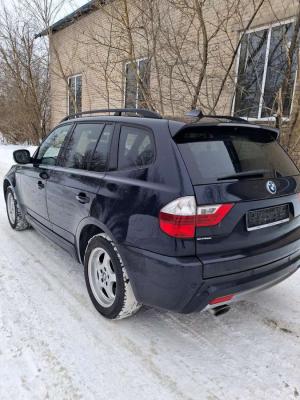 Black BMW X3 2009 in Rokiskis, with an engine capacity of 2.00 L and mileage of 281 thousand km for 4550 €, photo 6 on AUTOMOTO.COM.LV