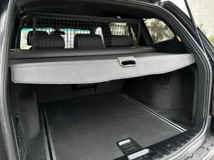 Black BMW X3 2009 in Kaunas, with an engine capacity of 2.00 L and mileage of 293 thousand km for 5000 €, photo 17 on AUTOMOTO.COM.LV