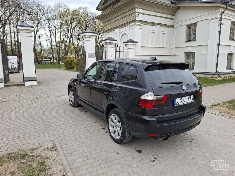 Black BMW X3 2009 in Vilnius, with an engine capacity of 2.00 L and mileage of 365 thousand km for 5000 €, photo 4 on AUTOMOTO.COM.LV
