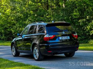 Black BMW X3 2009 in Riga, with an engine capacity of 2.00 L and mileage of 307 thousand km for 5999 €, photo 25 on AUTOMOTO.COM.LV