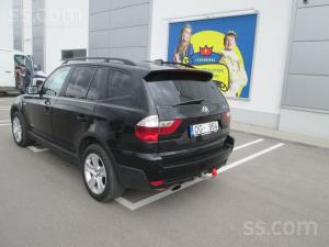 Black BMW X3 2009 in Riga, with an engine capacity of 2.00 L and mileage of 289 thousand km for 4399 €, photo 6 on AUTOMOTO.COM.LV