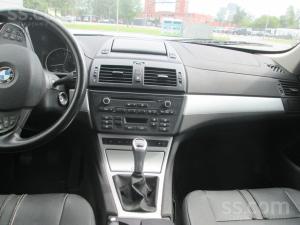 Black BMW X3 2009 in Riga, with an engine capacity of 2.00 L and mileage of 289 thousand km for 4399 €, photo 15 on AUTOMOTO.COM.LV