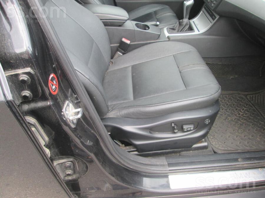 Black BMW X3 2009 in Riga, with an engine capacity of 2.00 L and mileage of 289 thousand km for 4399 €, photo 18 on AUTOMOTO.COM.LV