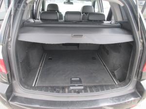 Black BMW X3 2009 in Riga, with an engine capacity of 2.00 L and mileage of 289 thousand km for 4399 €, photo 22 on AUTOMOTO.COM.LV