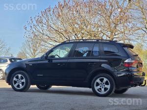Black BMW X3 2009 in Liepaja, with an engine capacity of 2.00 L and mileage of 258 thousand km for 4900 €, photo 13 on AUTOMOTO.COM.LV