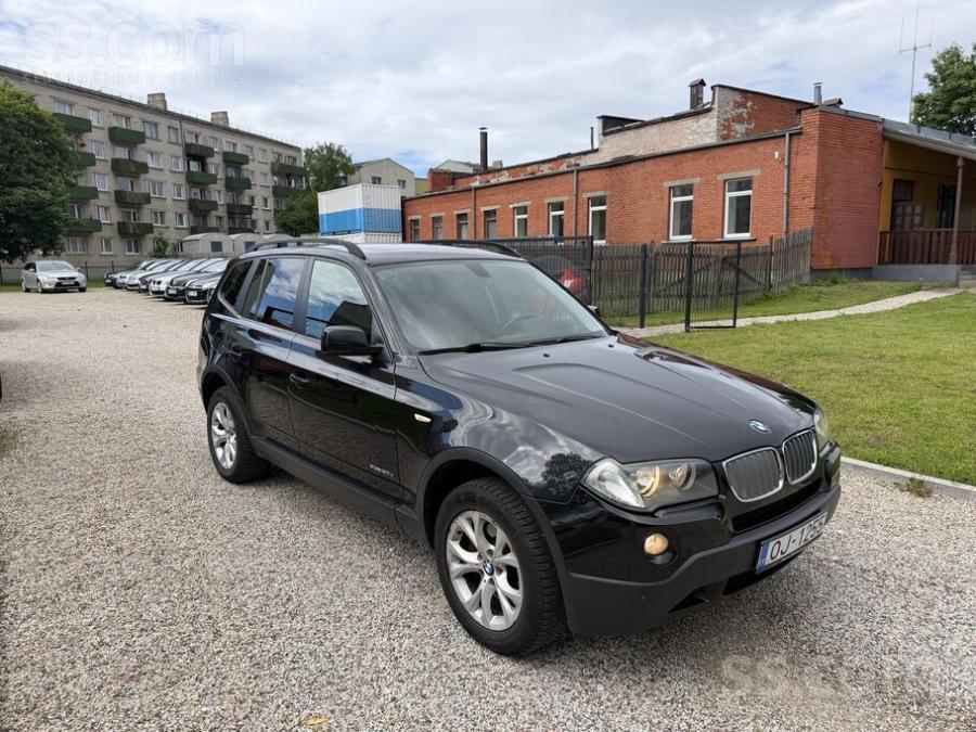 Melns BMW X3 2009 Ventspils, ar dzinēja tilpumu 2.00 L un nobraukumu 319 tūkst. km par 6300 €, foto 4 vietnē AUTOMOTO.COM.LV