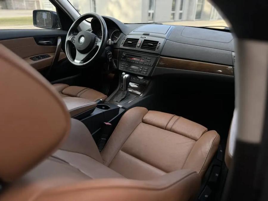 Черный БМВ Х3 2009 в Юрмала, объемом двигателя 2.00 л и пробегом 310 тыс. км за 5990 €, фото 7 на AUTOMOTO.COM.LV