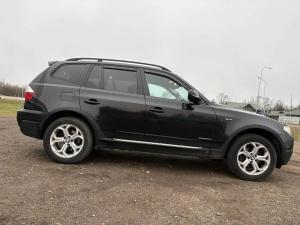 Black BMW X3 2009 in Daugavpils, with an engine capacity of 2.00 L and mileage of 267 thousand km for 5650 €, photo 7 on AUTOMOTO.COM.LV